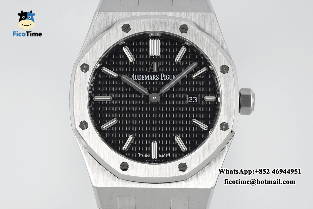 ZF Swiss Quartz AP Royal Oak 33mm 67651 Black Dial SS Bracelet – Ficotime